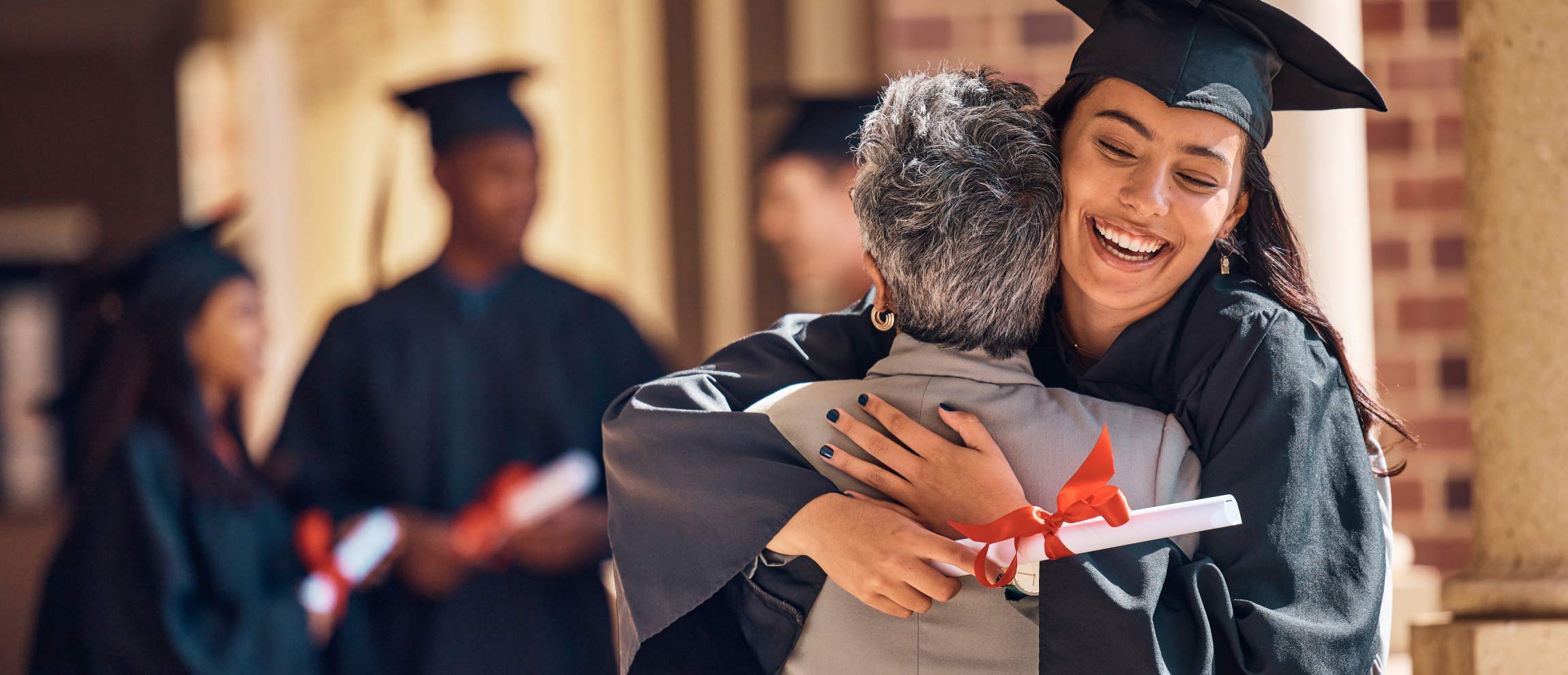 Celebrate Them with Graduation Gifts | Uni Graduation Gift Ideas